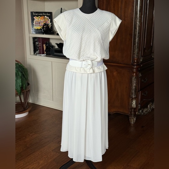 Richard Warren | Skirts | Vintage Richard Warren Ivory Top And Skirt ...
